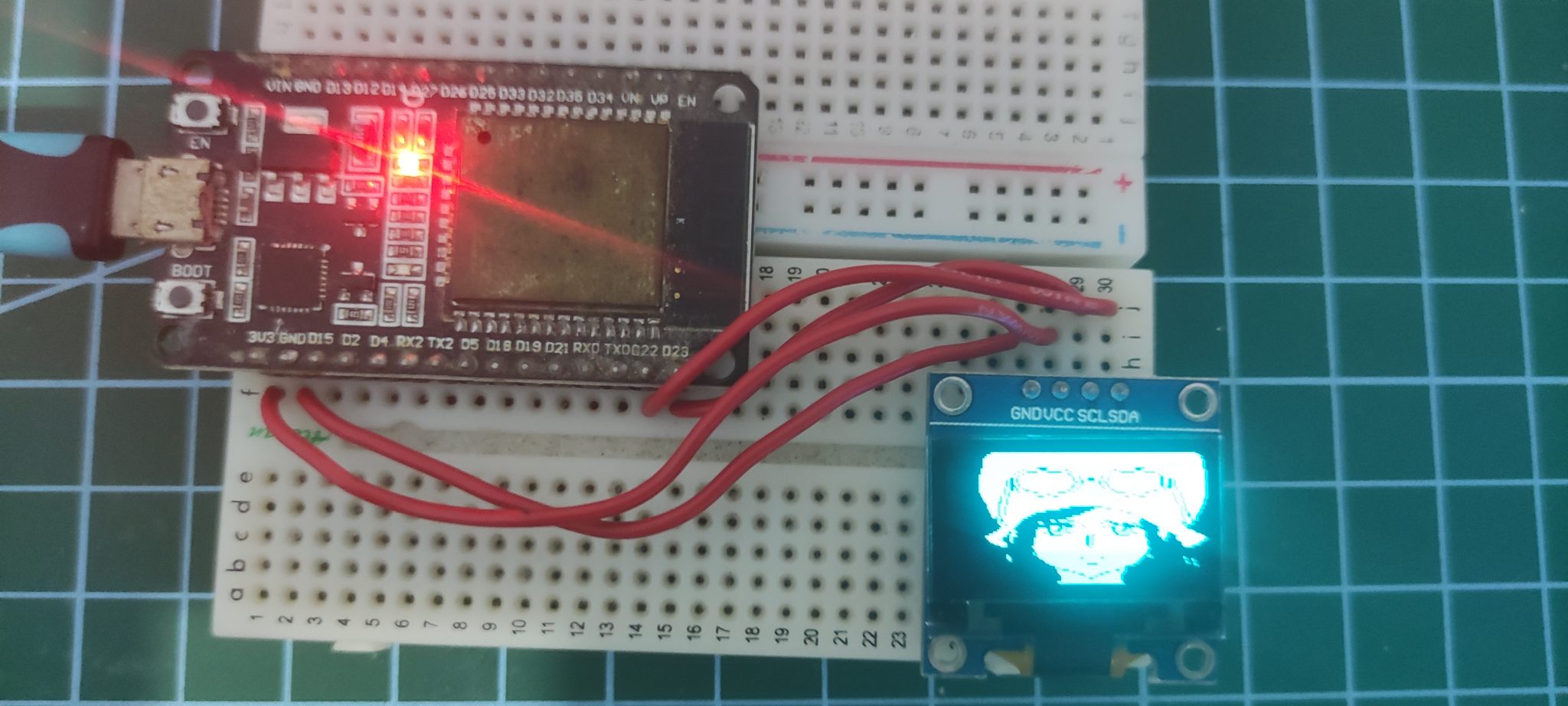 MicroPython: Interfacing with SSD1306 OLED display